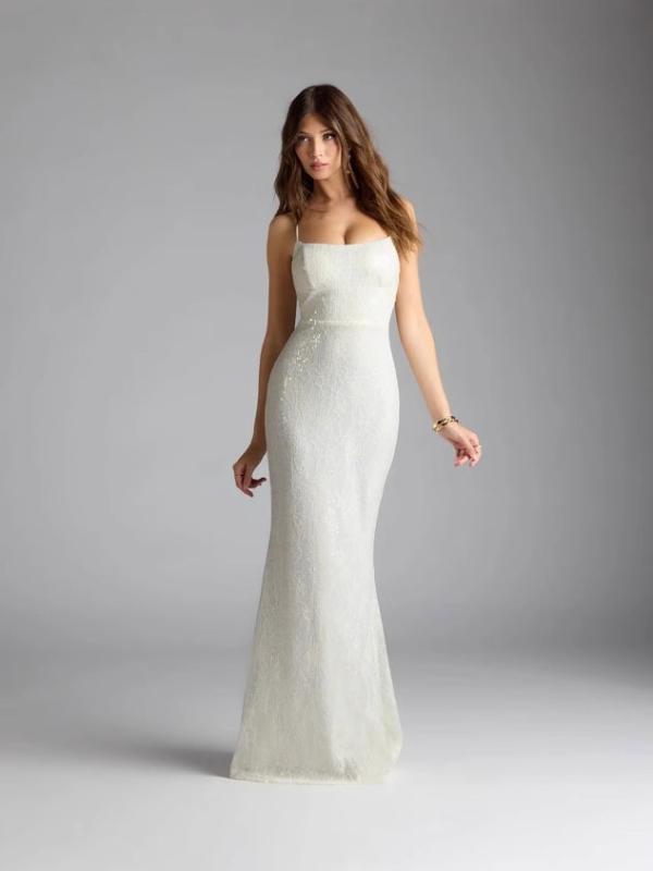 ・カテゴリ: ワンピース・スタイル: セクシー、エレガント・主な素材: ポリエステル、ポリウレタン・素材含有率: 30%以下・ネックライン: ボートネック・袖丈: ノースリーブ・着丈: ロング丈・スカート形状: タイト・ウエスト: ハイウエ...