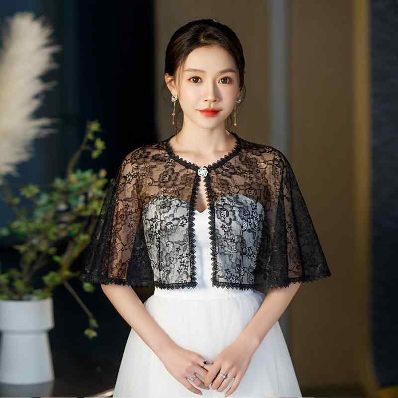 ・性別: レディース・素材: レース・カラー展開: ホワイト、ブラック・スタイル: シンプル・編み方: 経編・柄: 花柄・機能: 装飾・加工: 刺繍・着丈: 標準丈