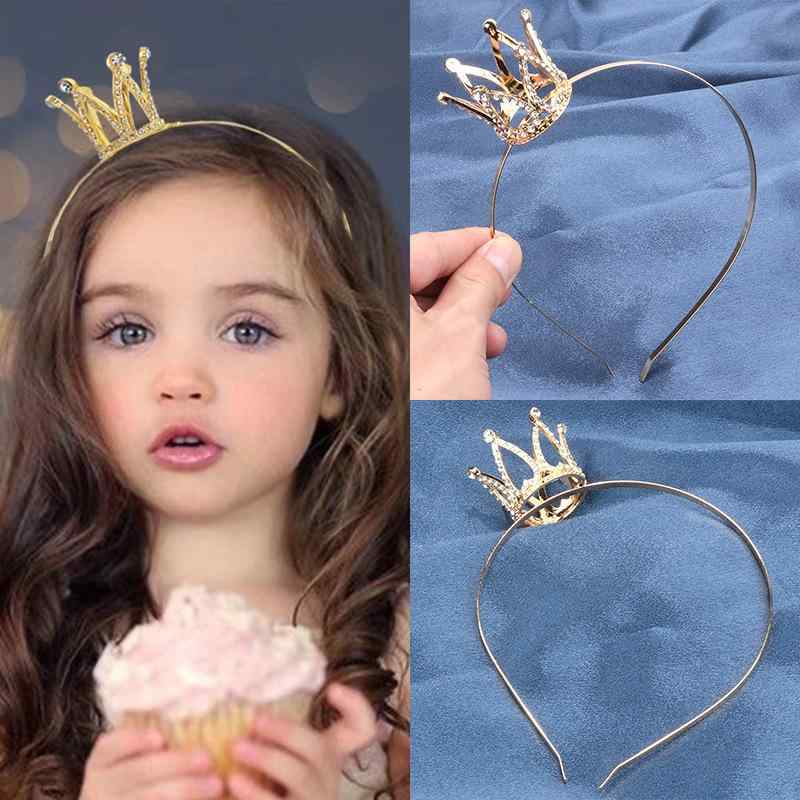 ・カテゴリ: ヘッドドレス・素材: 合金・純度: K5・スタイル: 欧米風・対象: 子供用・形状: クラウン・処理工程: 電気メッキ・水晶の種類: 白水晶・おすすめのギフトシーン: 誕生日、旅行記念、祝日、開店祝い・カラー: ゴールド