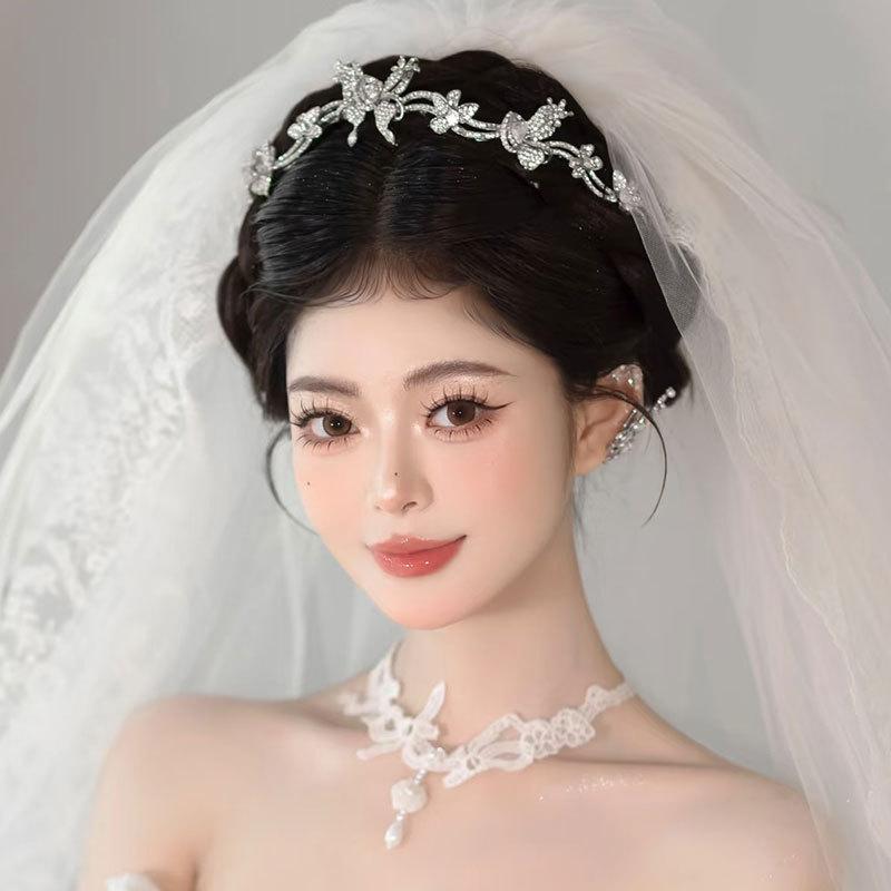 ・カテゴリ: ヘアアクセサリー・スタイル: ナチュラル・: クラウン・素材: レース・加工: ハンドメイド・用途: ウェディング・カラー: クラウン、ピアス