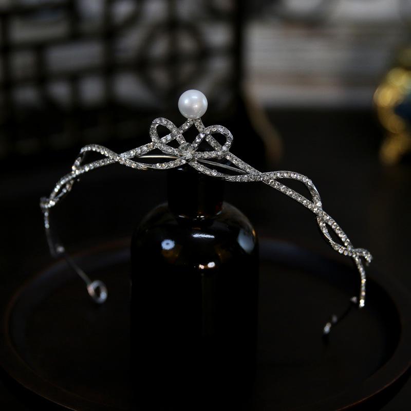 ・カテゴリ: ヘアアクセサリー・スタイル: ・素材: 合金・タイプ: レディース・: クラウン・加工: 電気メッキ・水晶の種類: ルチルクォーツ・用途: 結婚式、誕生日、旅行記念、祝日、新築祝い、展示会、販促、周年記念、ビジネスギフト、開会...