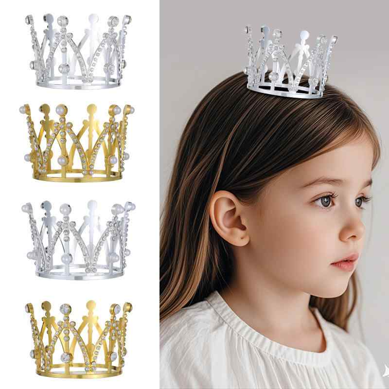 ・カテゴリ: ヘアアクセサリー・素材: 合金・純度: ・スタイル: シンプル・対象: ユニセックス・: クラウン・加工: メッキ・石の種類: レッドクリスタル・用途: 結婚式、誕生日、旅行、記念日、お祝い、展示会、広告宣伝・カラー展開: ゴ...