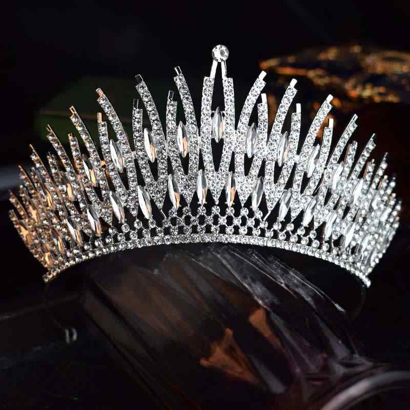 ・カテゴリ: ヘアアクセサリー・スタイル: レディース、欧米風・: クラウン・素材: 合金・加工: メッキ・装飾: クリスタル・カラー展開: シルバー、ゴールド