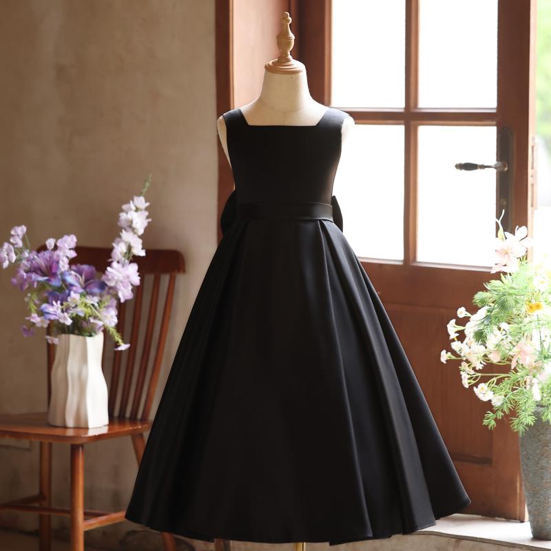 ・カテゴリ: キッズドレス・対象年齢: 中高学年（8歳以上、140cm以上）・性別: 女の子・加工: エンザイム加工・: プリンセス・素材: 合繊混紡・主素材: ポリエステル 50%・裏地素材: ポリエステル 40%・基準: クラスB・ドレ...