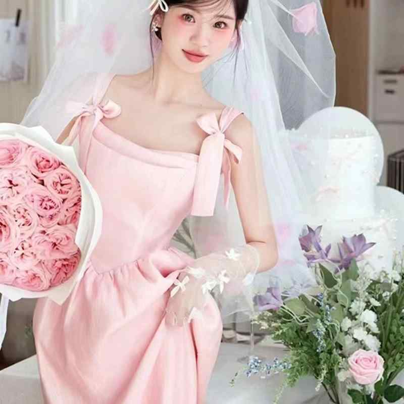 ・性別: レディース・機能: 装飾・カラー: ホワイト・素材: チュール・丈: ミディアム丈・スタイル: きれいめ