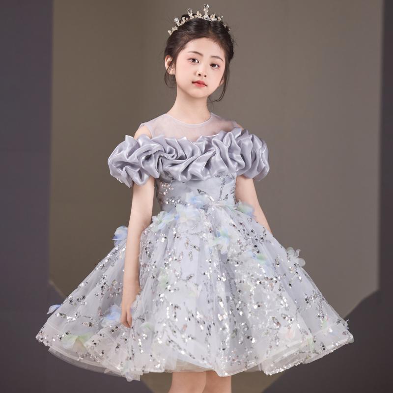 ・カテゴリ: 子供用ドレス・対象年齢: 3〜8歳・性別: 女の子・加工: プリーツ、コーティング、シアリング、酵素洗い・要素: スポーティー、キュート、プリンセス・スタイル: プリンセス・主な素材: ポリエステル 50%・裏地素材: ポリエ...