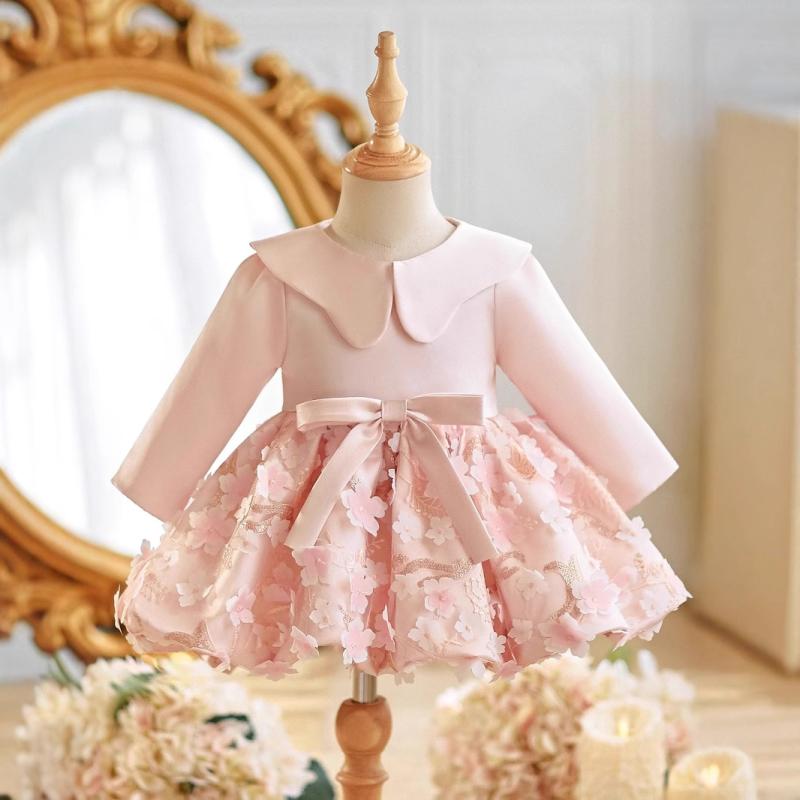 ・カテゴリ: 子供用ドレス・対象: ガールズ・対象年齢: 8歳以上・加工: プリーツ加工、コーティング、シアリング、酵素洗い・: かわいい、プリンセス風・主な素材: ポリエステル 90%・裏地素材: ポリエステル 10%・タイプ: 礼服・カ...