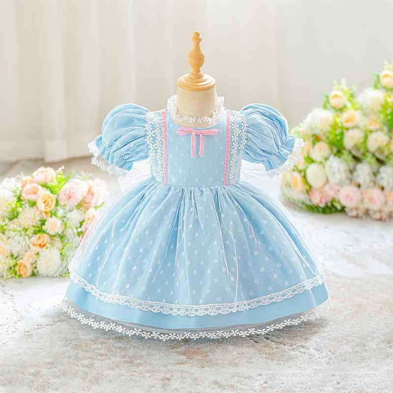 ・カテゴリ: 子供用ドレス・対象性別: 女の子・対象年齢: 1〜3歳・スタイル: 欧米風、プリンセス・主な素材: ポリエステル65%・裏地素材: 綿35%・生地加工: シャーリング、酵素洗い・要素: リボン、チュチュ・用途: 1歳の誕生日、...