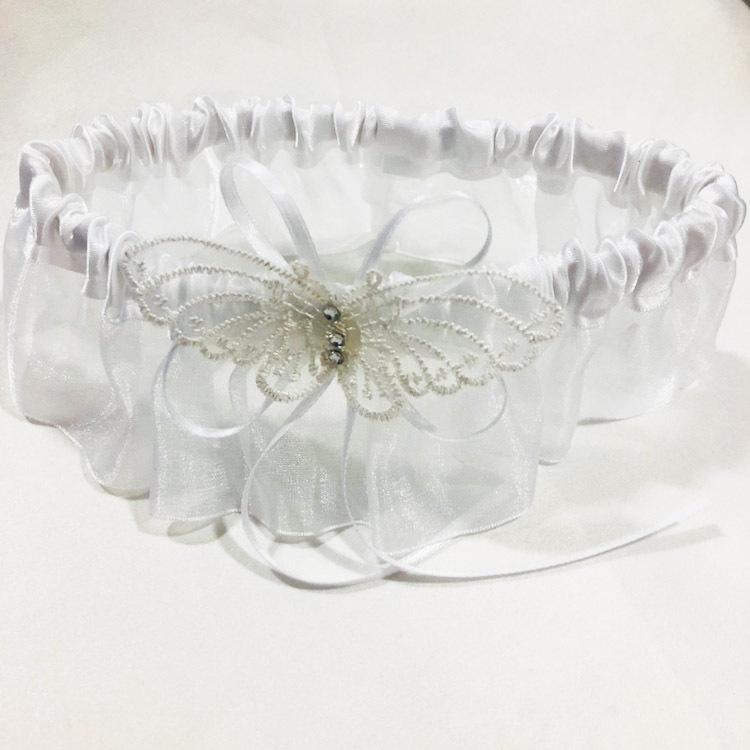 ・カテゴリ: ウェディング小物・主な素材: 布製・サイズ: 6×16.5cm・: 蝶リボン、紅白、ターコイズ、シルバーラインストーン、幅広レースリボン