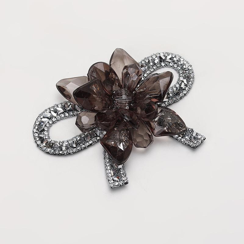 ・カラー展開: ブラック、レッド、ピンク、アプリコット、ホワイト・サイズ: 9.1×7cm・対象シューズ: 革靴、ブーツ、サンダル、カジュアルシューズ・: ラインストーン、リボン・スタイル: カジュアル