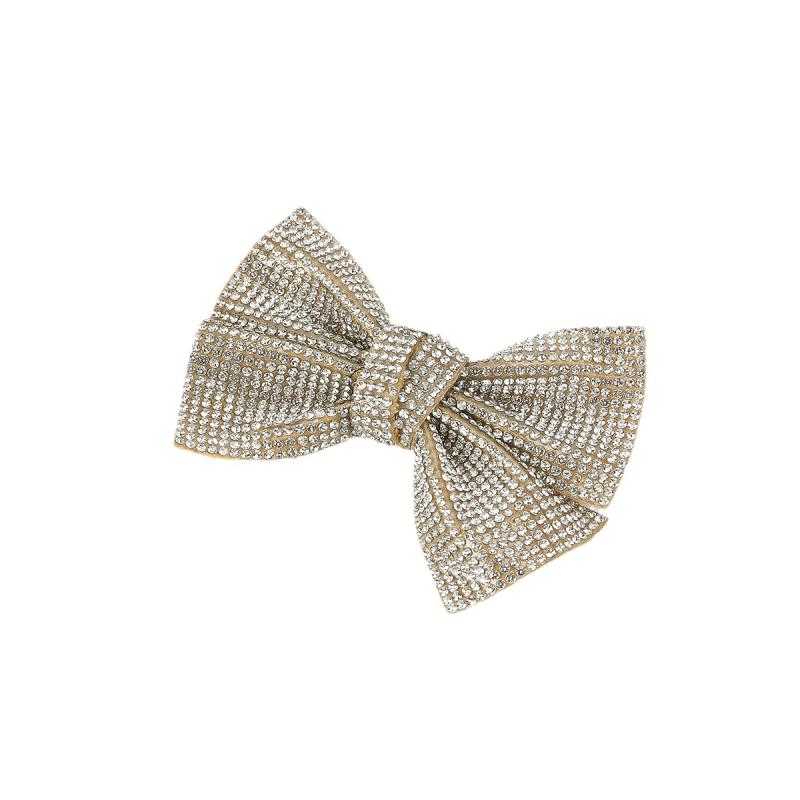 ・カテゴリ: シューズアクセサリー・スタイル: リボン、デイリーカジュアル・主な素材: ラインストーン・靴タイプ: ブーツ、サンダル、カジュアルシューズ、布靴・サイズ: 約9.7×8cm・カラー展開: グレー、ブラック、アプリコット