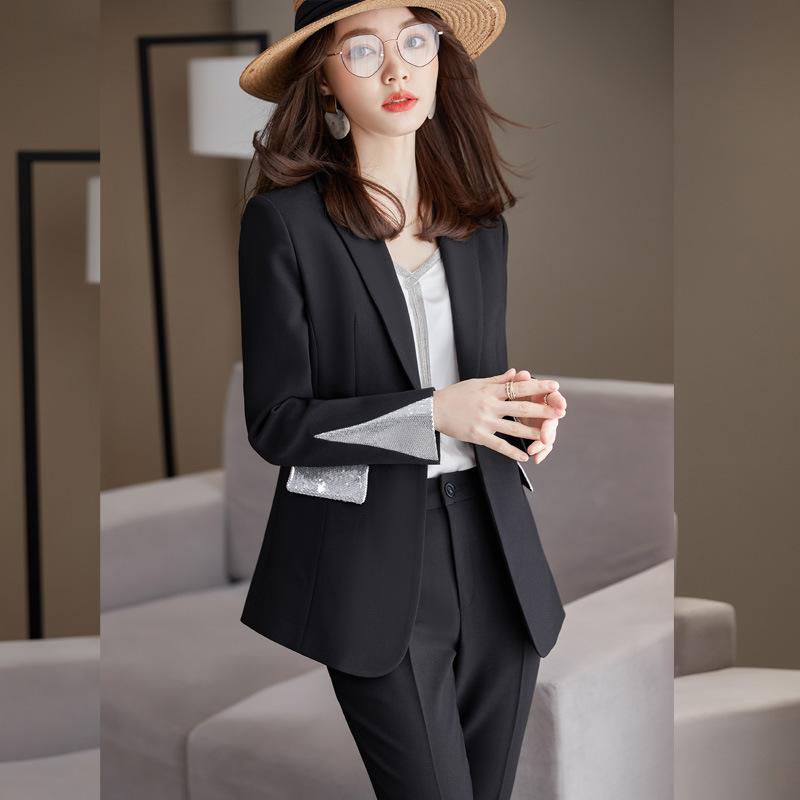 ・カテゴリ: テーラードジャケット・スタイル: セットアップ、オフィス、通勤・素材: ポリエステル 51%〜70%、ポリウレタン 10%未満・裏地: ポリエステル ・カラー: ブラック、グリーン、アプリコット・サイズ: S、M、L、XL、X...