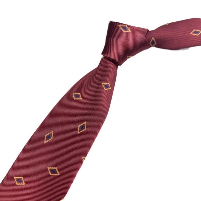 ・カテゴリ: ネクタイ・スタイル: カジュアル、ビジネス・主な素材: ウール・裏地素材: ポリエステル・対象: 男女兼用・対象年齢: 大人・柄: ストライプ、ドット、花柄、ジャガード、ペイズリー、アニマル柄、格子柄・カラー展開: ブラウン、...