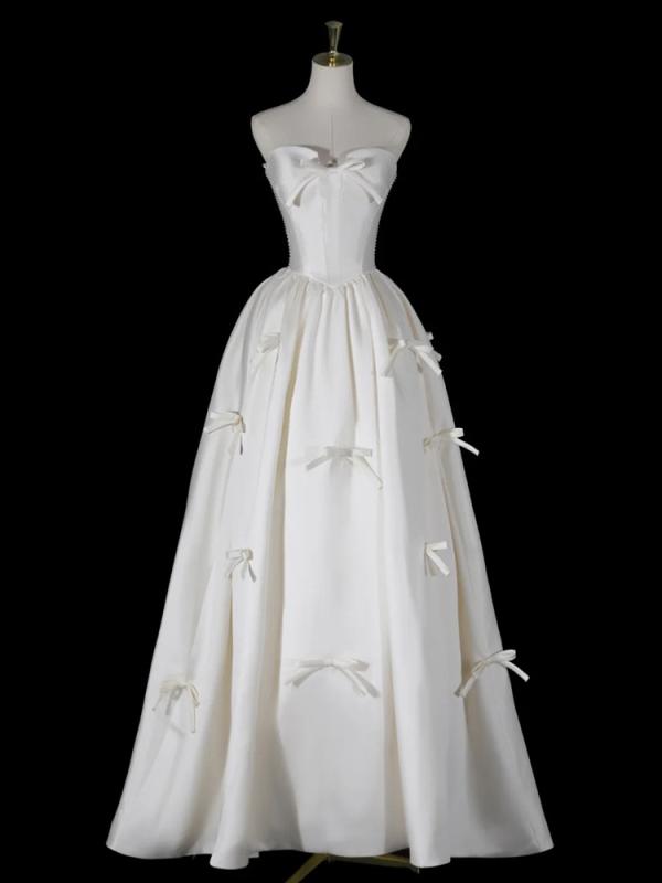 ・カテゴリ: ドレス、イブニングドレス・ネックライン: ベアトップ・袖丈: ノースリーブ・カラー: ホワイト・サイズ展開: XS, S, M, L, XL, XXL, XXXL・シチュエーション: ウェディング・着丈: ロング丈・ウエスト:...