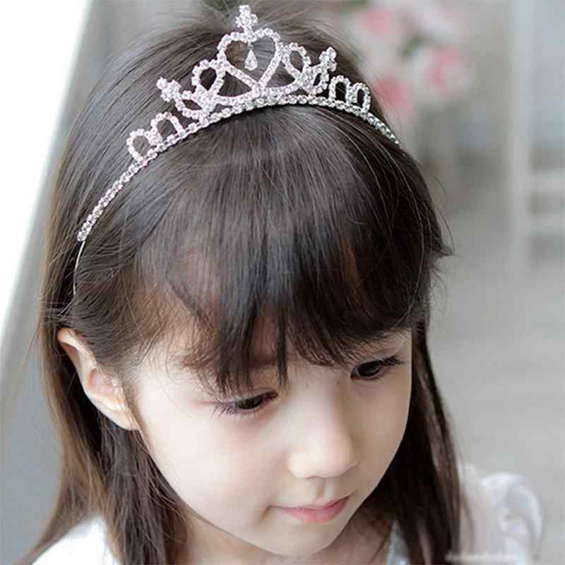 ・カテゴリ: ヘッドドレス・スタイル: 日韓風・対象: 子供用・形状: ハート・おすすめのシーン: 結婚式、記念日、授賞式・カラー: 写真の色