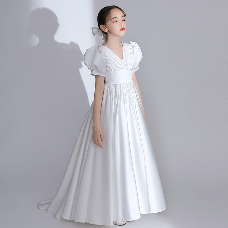 ・カテゴリ: 子供用ドレス・性別: 女の子・対象年齢: 3歳〜8歳（100cm〜140cm）・加工: プリーツ加工、コーティング加工、シャーリング、エンザイムウォッシュ・スタイル: プリンセス・主な素材: ポリエステル・裏地素材: ポリエス...