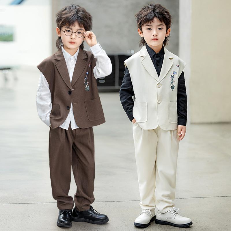 ・性別: 男の子用・スタイル: 中国風、ブリティッシュスタイル・タイプ: パンツセットアップ・対象年齢: 3歳〜8歳・袖丈: ノースリーブ・パンツ丈: ロングパンツ・加工: 柔軟加工・柄: 花柄・素材: ポリエステル混紡・素材含有率: 99...
