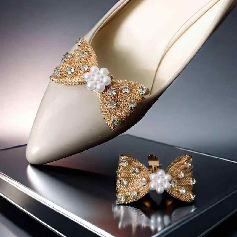 ・カラー展開: ゴールド, シルバー, ブラック, マルチカラー・靴タイプ: スニーカー, 革靴, ブーツ, サンダル, カジュアルシューズ, 防寒靴, 布靴, 作業靴, スリッパ・: 蝶, パール・スタイル: ファッション, フォーマル