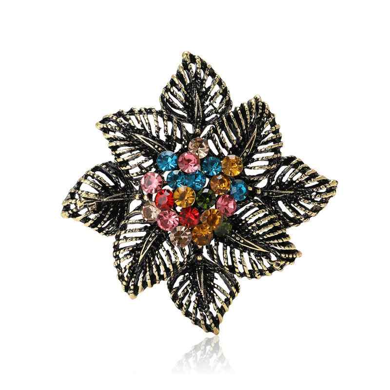 ・カテゴリ: ブローチ・素材: 合金・モチーフ: リーフ・加工: ラインストーン・カラー展開: シルバー、ゴールド・スタイル: レディース、通勤、OL・機能: 装飾