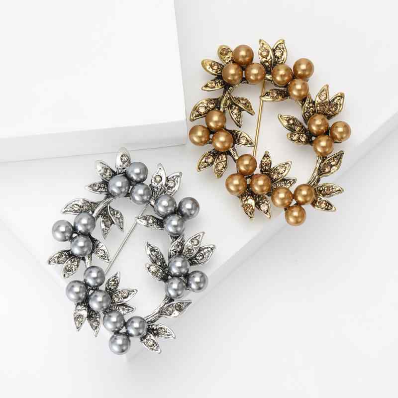 ・カテゴリ: ブローチ・素材: 合金・スタイル: 通勤、OLファッション・対象: レディース・モチーフ: 植物、花・加工: エナメル加工・カラー: ゴールド、シルバー・機能: 装飾
