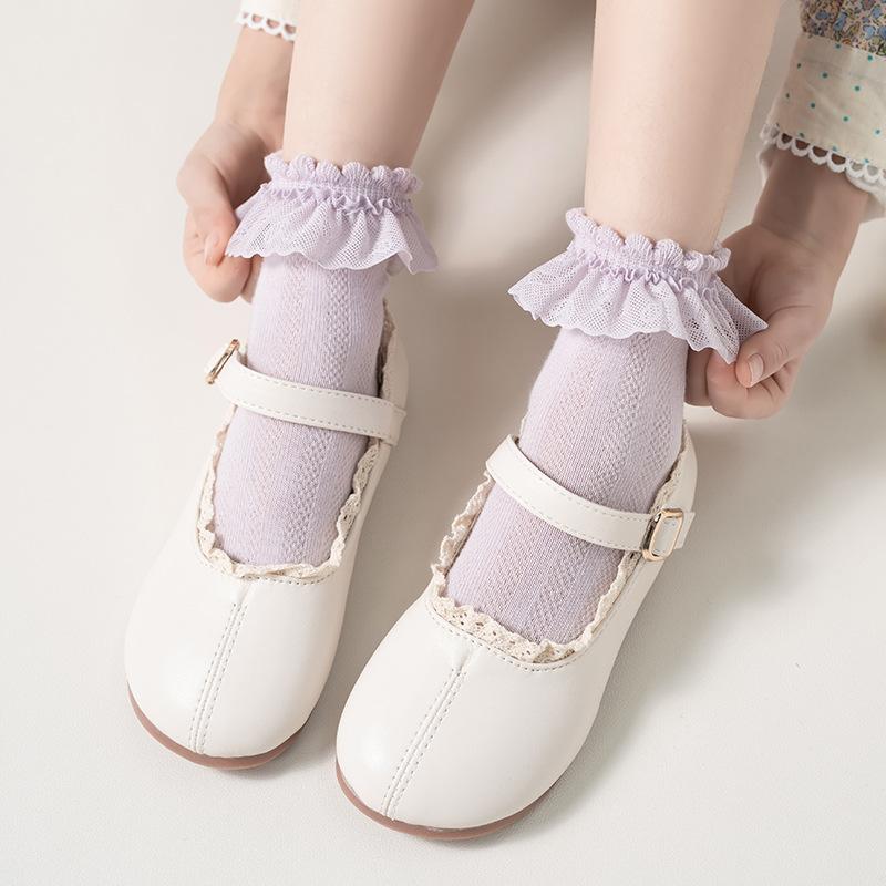 ・カテゴリ: 子供用靴下・対象: 女の子・素材: 綿80%・加工: メッシュ・機能: 通気性、吸汗、防臭・丈: クルー丈・厚さ: 薄手・柄: 無地・要素: レース、フリル、プリンセス、キャンディ・カラー展開: ホワイト、ミックスカラー・サイ...