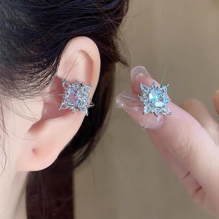 ・カテゴリ: イヤリング・素材: 合金・: 幾何学、フラワー・加工: メッキ・スタイル: 個性的・対象: レディース