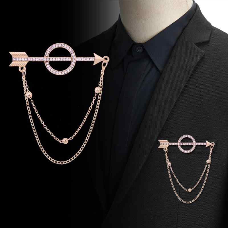 ・カテゴリ: ブローチ・スタイル: 韓国・主な素材: 合金・タイプ: 男女兼用・: 幾何学・加工: メッキ・装飾素材: 合金、人工宝石、半宝石・カラー展開: ゴールド、シルバー