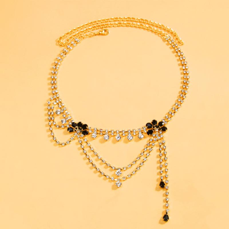 ・カテゴリ: ネックレス・スタイル: シンプル、ファッション、通勤・素材: ラインストーン・加工: メッキ加工・: ジオメトリック、リング・チェーンの種類: スネークチェーン・重量: 約30g・カラー展開: シルバー、ゴールド・対象: レディース