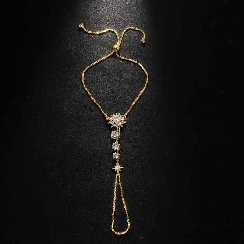 ・カテゴリ: アクセサリー（手飾り）・対象: レディース・素材: ジルコニア・加工: メッキ加工・: 星、八芒星・テイスト: ラグジュアリー・スタイル: ファッション、通勤・カラー展開: シルバー、ゴールド