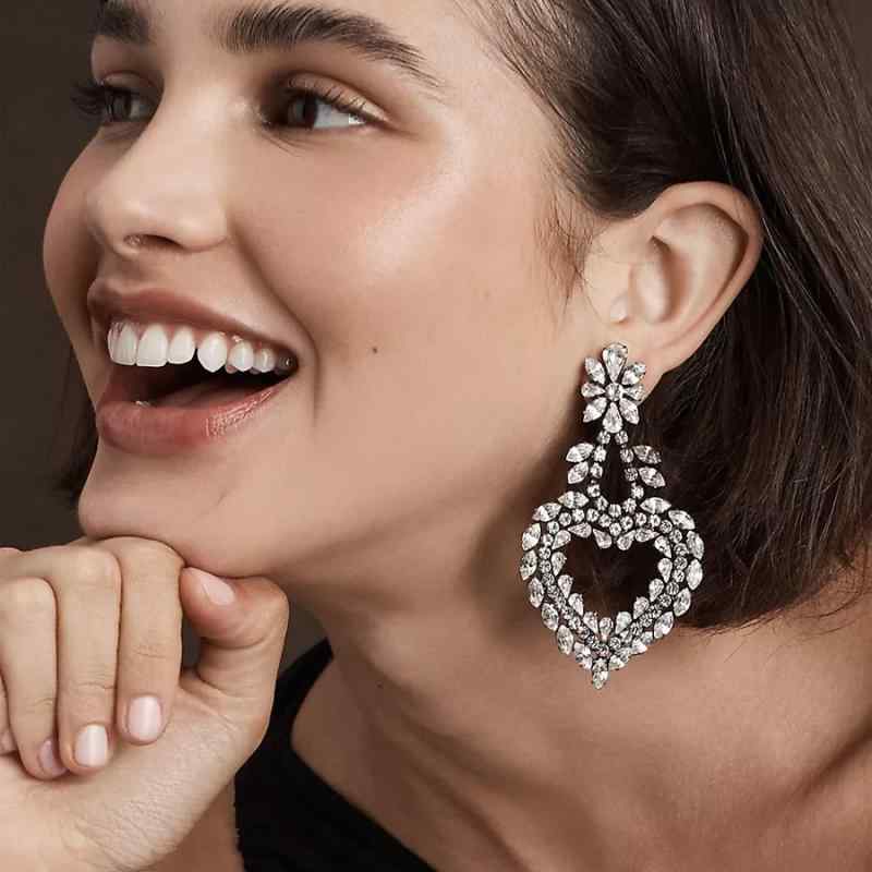 ・カテゴリ: 耳飾り・素材: ジルコン・モチーフ: ハート・加工: メッキ加工・カラー: シルバー、ゴールド・スタイル: ファッション、通勤、欧米風・対象: レディース