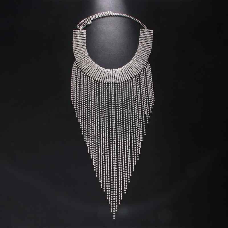 ・カテゴリ: ネックレス・スタイル: オフィスカジュアル・素材: ラインストーン・ペンダント素材: ラインストーン・形状: ジオメトリック・加工: メッキ加工・チェーンの種類: 標準チェーン・要素: ライン・カラー展開: シルバー、ゴールド...