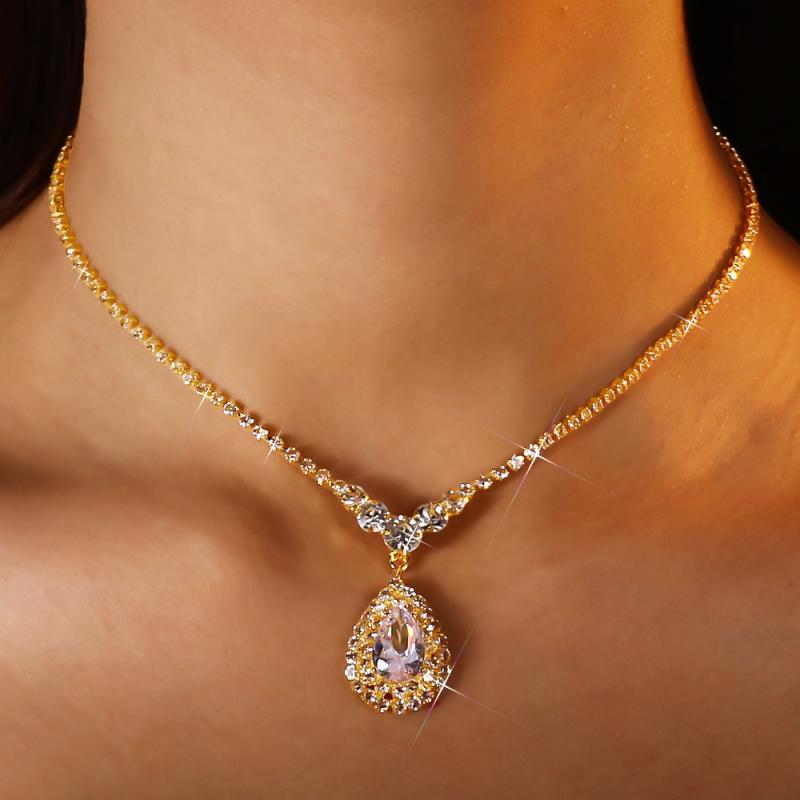 ・カテゴリ: ジュエリーセット・対象: レディース・スタイル: 通勤、ファッション、欧米風・素材: ラインストーン・加工: メッキ・セット内容: 耳飾り、ネックレス・チェーンの種類: 標準チェーン・モチーフ: ハート、水滴、ベル・要素: 楕...