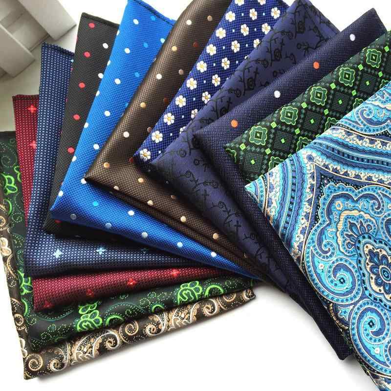 ・カテゴリ: ポケットチーフ・対象: 男女兼用・対象年齢: 成人・素材: ポリエステル・スタイル: トレンド・加工方法: ジャカード織・柄: ドット柄・サイズ: 約25×25cm・重量: 約20g