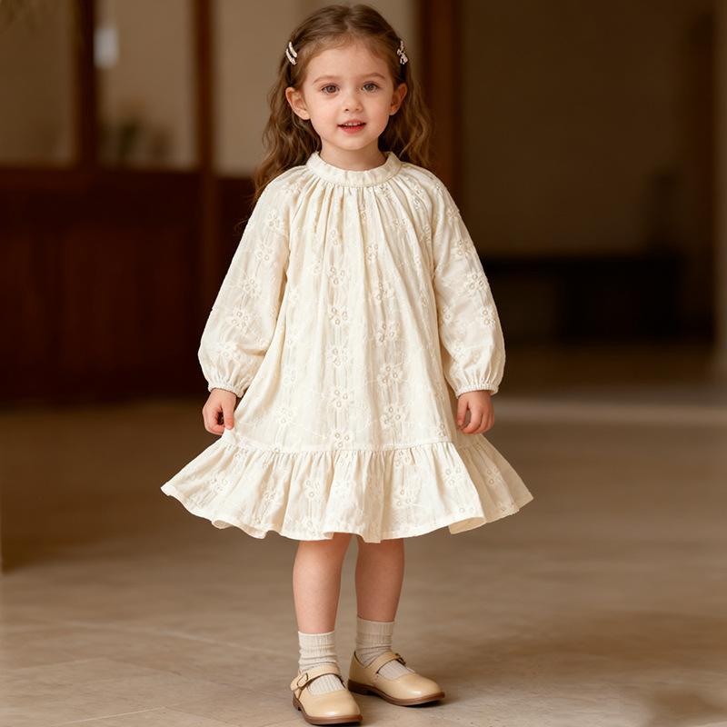 ・カテゴリ: ワンピース・スタイル: 韓国、ロンパース・主な素材: 綿・裏地素材: 綿・対象: 男女兼用・対象年齢: 3〜8歳・柄: 花柄・スカートの形: Aライン・生地加工: ソフト加工・サイズ展開: 90cm, 100cm, 110cm...