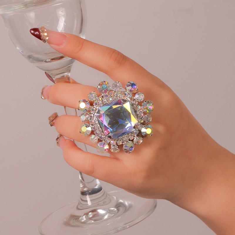 ・カテゴリ: リング・素材: ラインストーン・タイプ: フリーサイズ・: ジオメトリック・モチーフ: ラウンド・加工: メッキ・カラー: シルバー、ゴールド・スタイル: 欧米風、オフィスカジュアル・対象: 女性