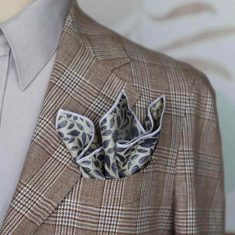 ・カテゴリ: ポケットチーフ・対象: 男性・対象年齢: 成人・素材: ポリエステル・スタイル: フォーマル・加工: ジャカード織・柄: 小花柄