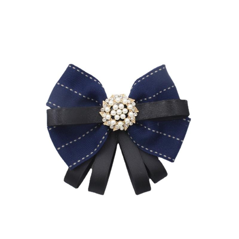 ・カテゴリ: リボンタイ、クロスタイ・対象: レディース・対象年齢: 大人・素材: リボン・柄: ドット・: ライトニング・スタイル: 平型、オフィス、フェミニン・タイプ: リボン・サイズ: 4.0・ネクタイ幅: 普通・加工: ハンドメイド...