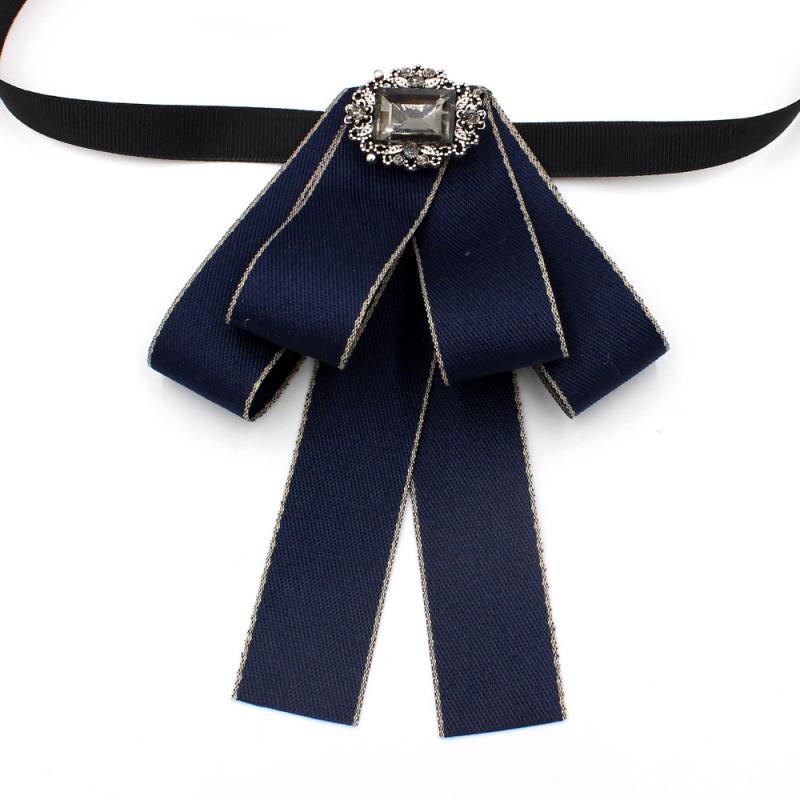 ・カテゴリ: リボンタイ、ボウタイ・スタイル: 韓国、アロー型・対象: レディース・対象年齢: 成人・素材: 合金・裏地素材: ポリエステル・: リボン・柄: 無地・加工: ジャカード、ハンドメイド・カラー展開: ネイビー（アプリコット縁）...