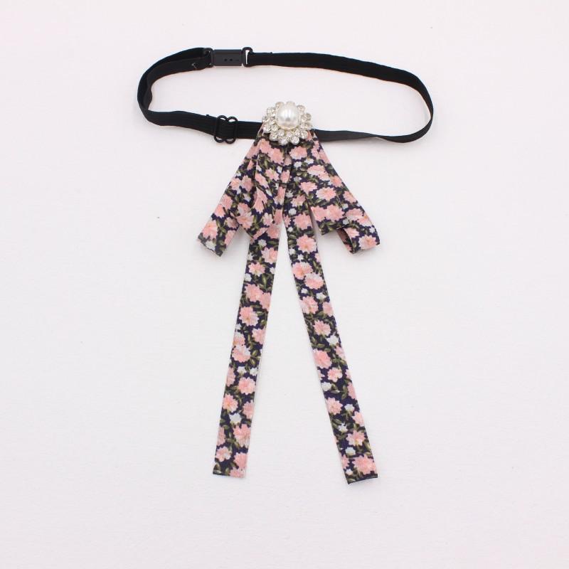 ・カテゴリ: 蝶ネクタイ、ネックアクセサリー・スタイル: アロータイプ、韓国・主な素材: パール・裏地素材: ポリエステル・性別: レディース・対象: 大人・: リボン・柄: 花柄・カラー展開: ブラック系、ピンク系、ネイビー系、パープル系...