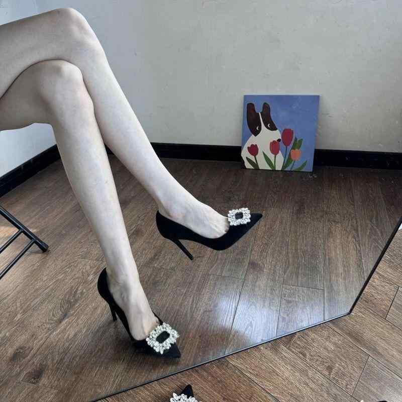 ・カテゴリ: パンプス・スタイル: レトロ、ビジネス・: 浅口・アッパー素材: マイクロファイバー・ソール素材: ゴム・裏地素材: マイクロファイバーレザー・中敷き素材: マイクロファイバーレザー・つま先形状: ポインテッドトゥ・ヒール形状...