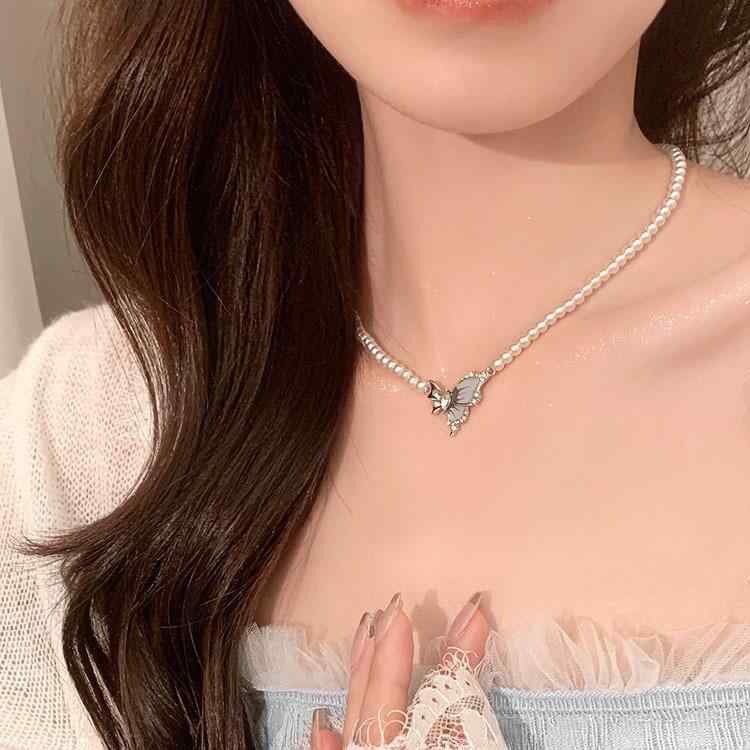 ・カテゴリ: ネックレス・対象: レディース・素材: フェイクパール・製法: ハンドメイド・モチーフ: 蝶、昆虫、動物・長さ: 約41-50cm・カラー: バタフライパール、バタフライタッセル、アシンメトリーバタフライ・スタイル: 日韓風、...