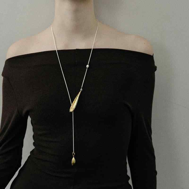 ・カテゴリ: ネックレス・素材: 合金・加工: メッキ・モチーフ: リーフ・チェーンスタイル: ロングネックレス・カラー: ゴールド、シルバー・スタイル: 甘辛ミックス・スタイル分類: ・流行要素: 幾何学