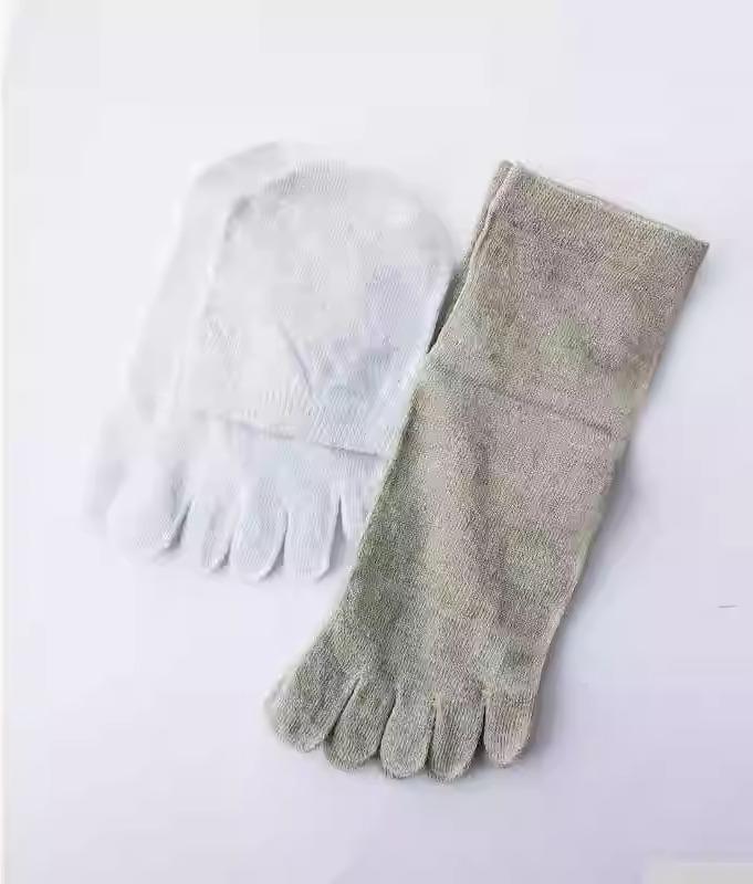 ・スタイル: シンプル・主な素材: 麻・適用シーズン: オールシーズン・厚さ: 薄手・機能: 防臭・丈: ミドル丈・柄: 無地・セット内容: 5足組・性別: ユニセックス・カラー展開: 亜麻色、白色