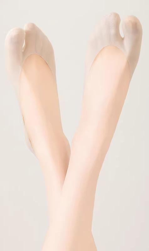 ・スタイル: シンプル・詳細: 指割れ・主な素材: ナイロン63.2%、ポリウレタン36.8%・季節: 夏・厚さ: 薄手・機能: 吸湿速乾・丈: フットカバー丈・柄: 無地・性別: レディース・サイズ展開: 39-43・カラー展開: ブラッ...