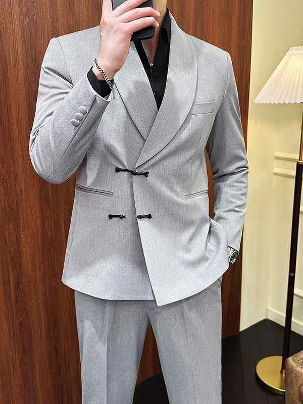・スタイル: 都市ファッション、ライトビジネス・着用シーン: カジュアル・主な素材: アセテート 70%、綿混・襟型: ショールカラー・ベント: サイドベンツ・シルエット: スリムフィット・生地の厚さ: 標準・詳細: ボタン装飾・カラー展開...