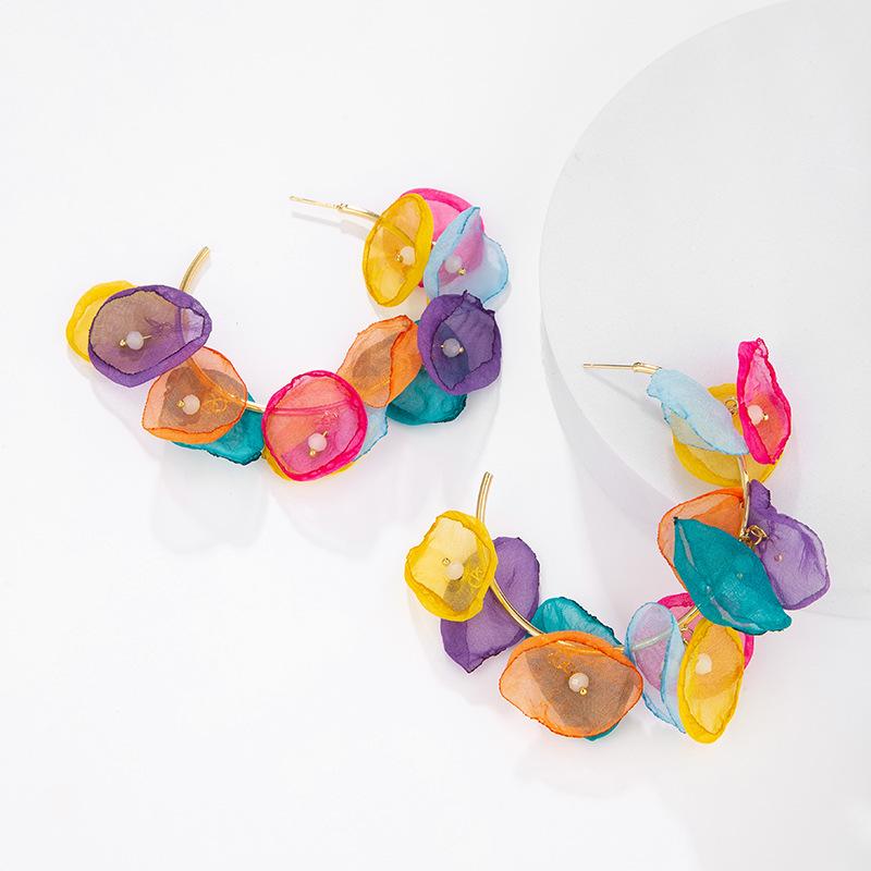 ・素材: シフォン・加工: ハンドメイド・形状: 花・カラー展開: マルチカラー、ピンク・要素: 花びら・スタイル: トレンド・カテゴリ: 耳飾り・対象: レディース