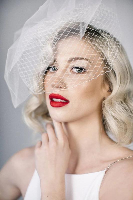・カテゴリ: ヘアアクセサリー・スタイル: レディース、オールマッチ・タイプ: ランプシェード型・用途: 結婚式、誕生日、旅行記念、お祝い、展示会、広告、周年記念、開店祝い、表彰式、広報企画・カラー展開: ホワイト、ブラック