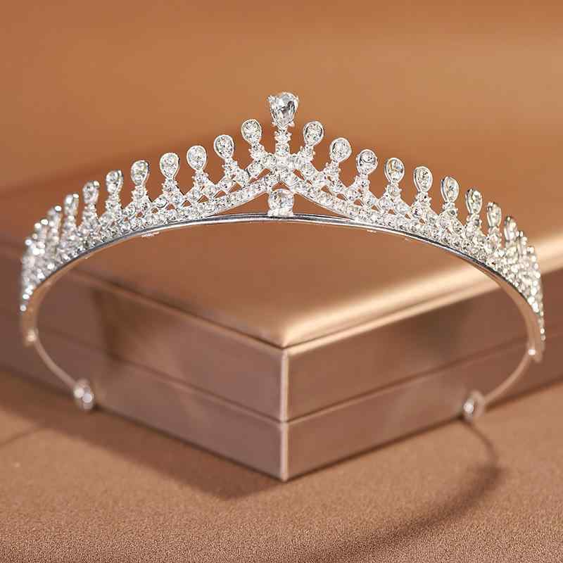 ・素材: 合金・スタイル: 欧米風・タイプ: レディース・: クラウン・加工: メッキ・用途: 結婚式、誕生日、記念日、ギフト・カラー: シルバー、ゴールド、レッド・カテゴリ: ヘッドドレス