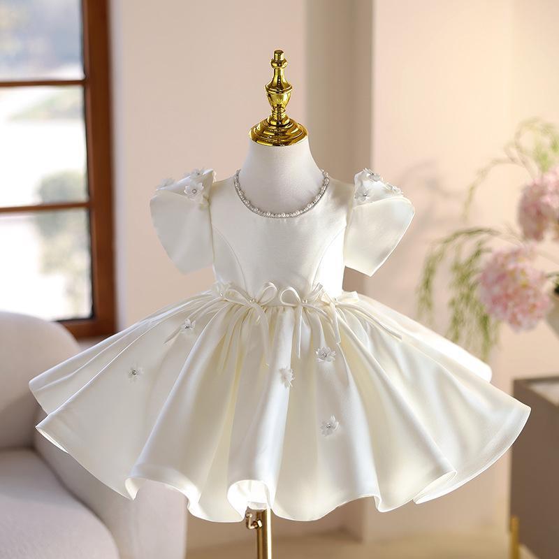 ・カテゴリ: 子供用ドレス・対象年齢: 3歳〜8歳（100cm〜140cm）・性別: 女の子・加工: プリーツ、コーティング、シアリング、・: プリンセス・主な素材: ポリエステル 60%・裏地素材: ポリエステル 40%・タイプ: ドレス...