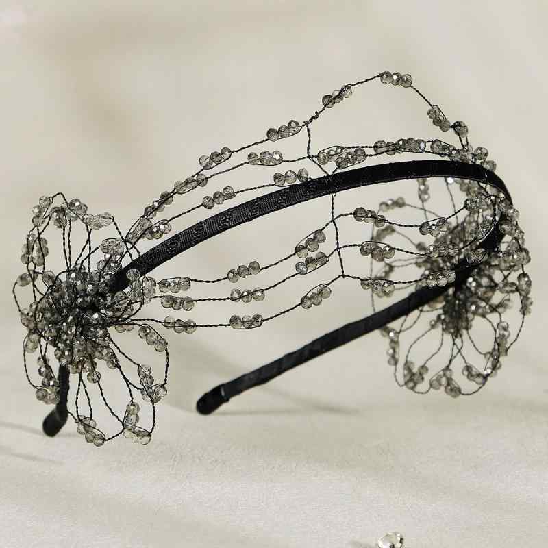 ・カテゴリ: ヘアアクセサリー・素材: フェイク水晶・加工: 手編み・カラー展開: グレー、ブラック、ホワイト・要素: クラウン、メッシュ・スタイル: 韓国、、スウィート・対象: レディース・用途: 写真撮影、ブライダル